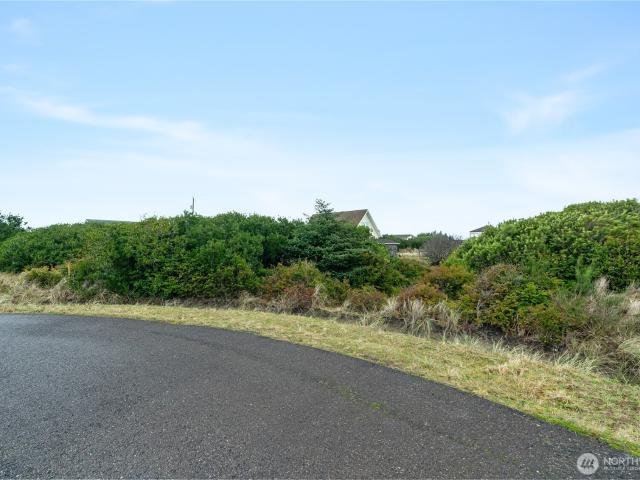 1134 Vernonia Ct, Ocean Shores, WA 98569 | MLS #2460 | Compass