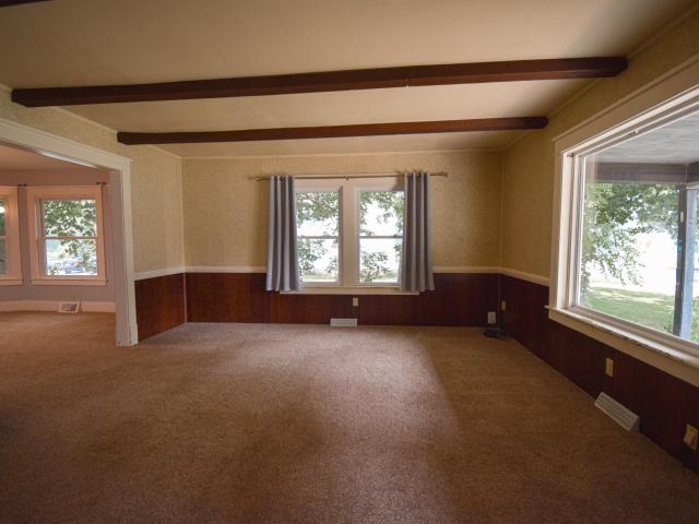 1134 W Walworth Ave