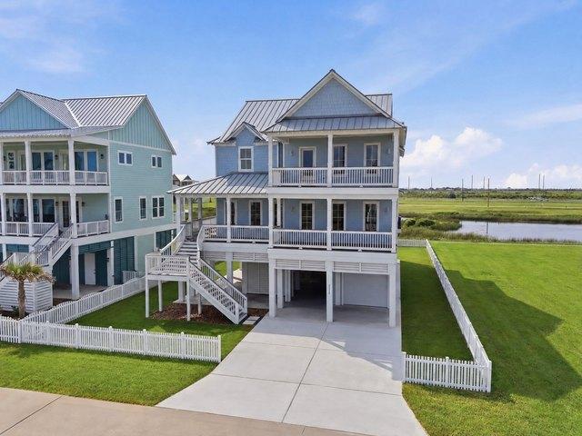 11350 Beachside Dr, Galveston, TX 77554