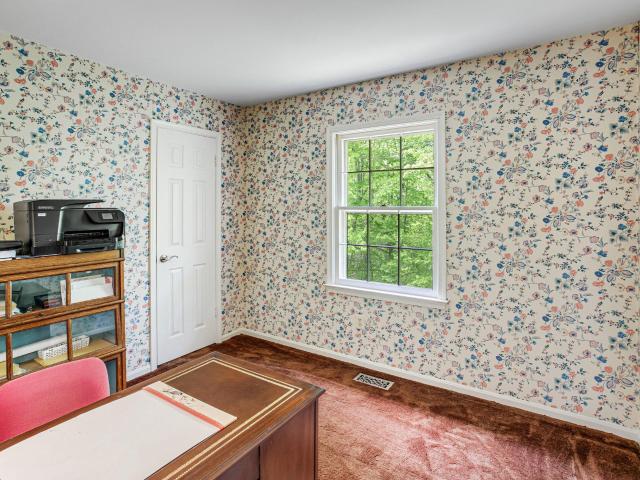 11350 Oakhurst Ln, Woodbridge, VA 22192 | MLS #VAPW2115