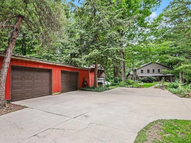 11355 th St SE, Freeport, MI 49325