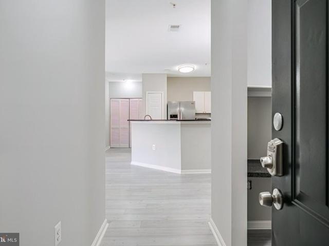 11355 Aristotle Dr Unit 8 208, Fairfax, VA 22030