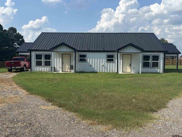 11355A and B County Road 4355, Larue, TX 75770