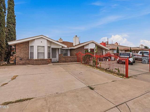 11359 Lake Loy Dr Unit A, El Paso, TX 79936