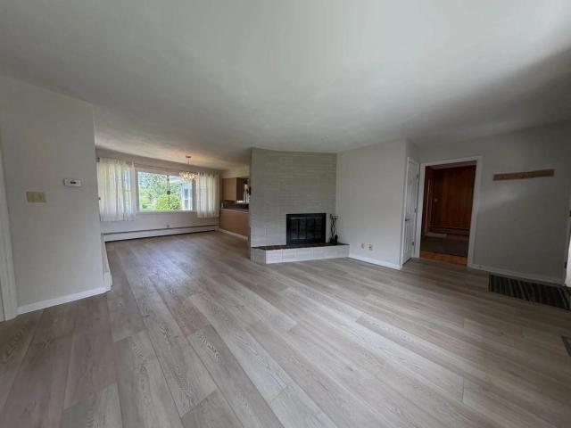 1135 Oakhill Drive