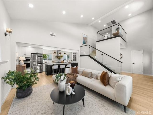1135 Belbury Dr, Diamond Bar, CA 91789
