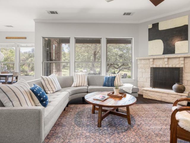 1135 Blue Ridge Dr