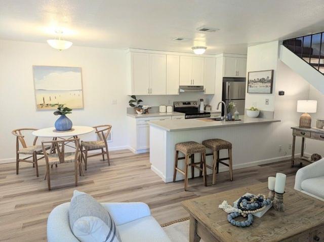 1135 Callas Ln Apt 2, Capitola, CA 95010
