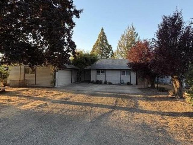1135 Cedar Ln, Aumsville, OR 97325
