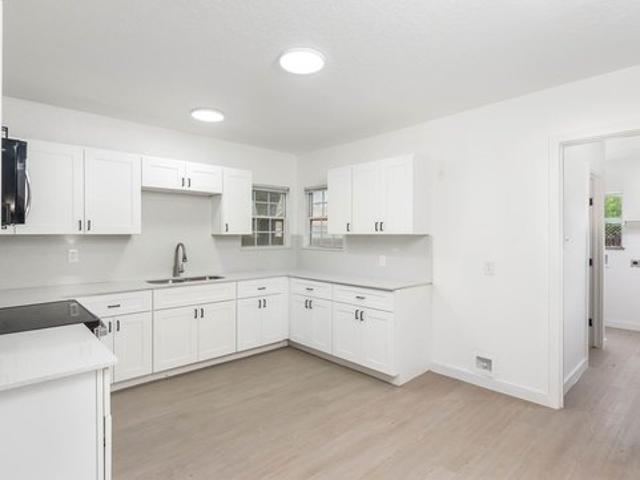 1135 Ceralvo St, San Antonio, TX 78207