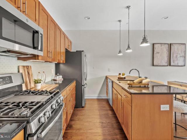 1135 Crease Street # 2