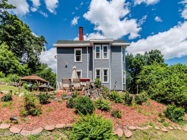 1135 Creek Locks Road