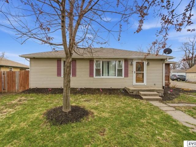 1135 E 2nd St, Fremont, NE 68025