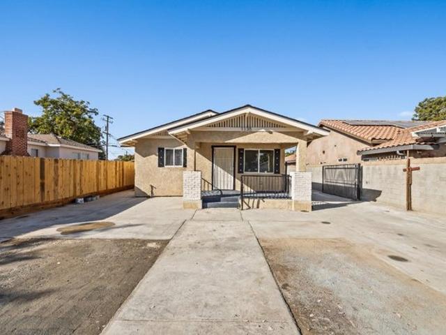1135 E Fedora Ave, Fresno, CA 93704