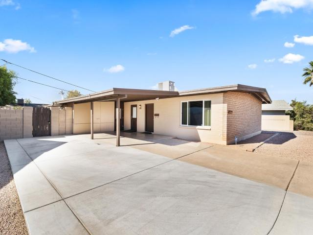 1135 E Palmcroft Dr, Tempe, AZ 85282 | MLS #7015 | Compass