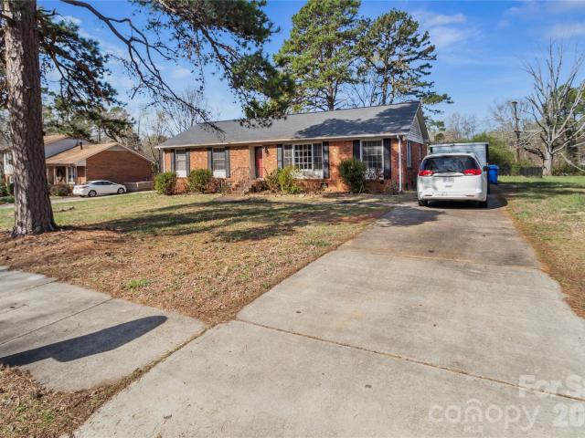 1135 Fieldstone Road