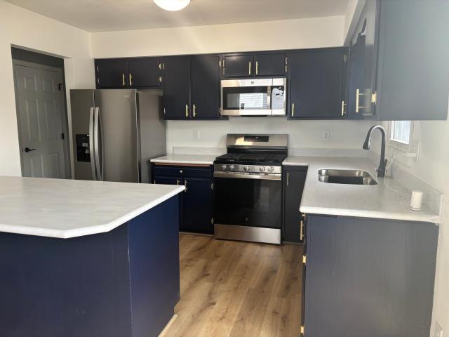 1135 greenfield trail