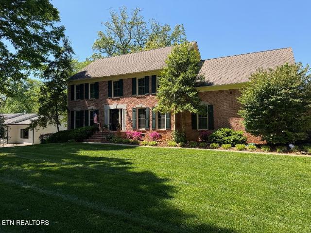 1135 Keowee Ave