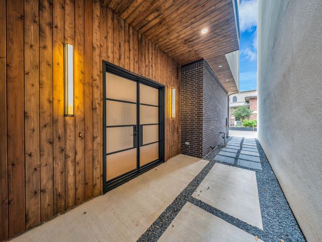 1135 Lake Pointe Parkway
