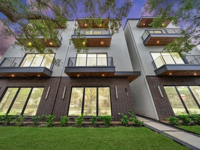 1135 Lake Pointe Pkwy, Sugar Land, TX 77478