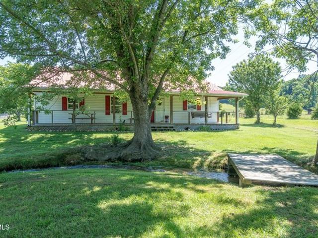 1135 Pleasant Hill Rd, Chuckey, TN 37641