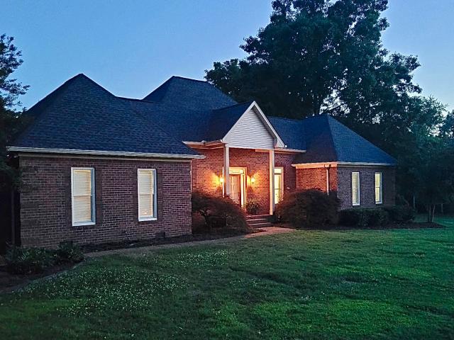 1135 Stirlingshire Dr