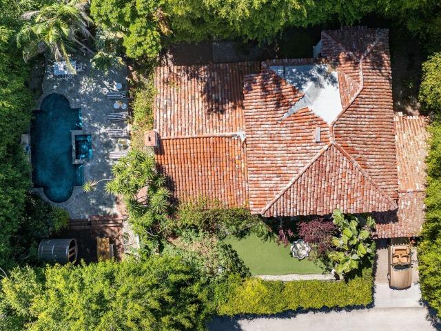 1135 Sunset Vale Ave, West Hollywood, CA 90069 | MLS #26834