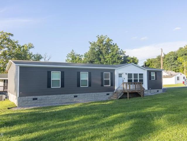 1135 Shipp St, Kingsport, TN 37660