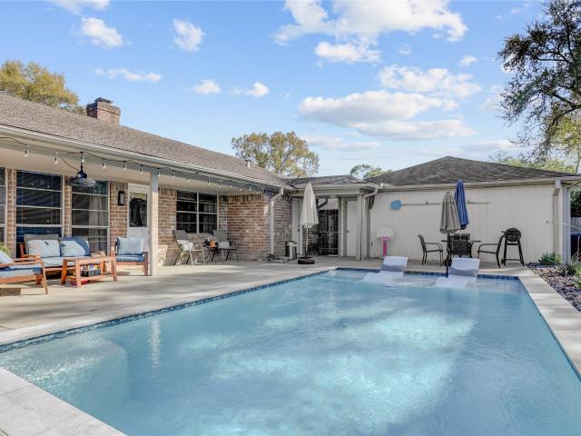 1135 Trowbridge Dr, Houston, TX 77062 | MLS #76341