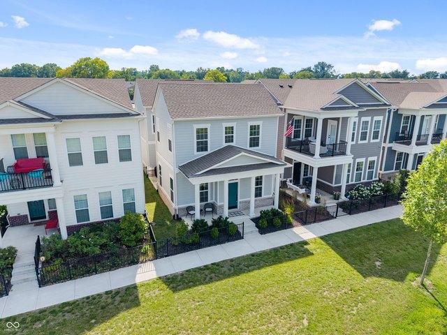 1135 Valentine Ln, Carmel, IN 46032