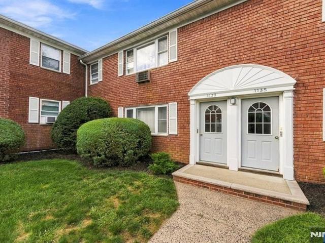1135 Valley Rd Unit B, Wayne, NJ 07470
