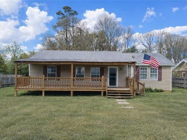 1135 W 8th St, Bogalusa, LA 70427