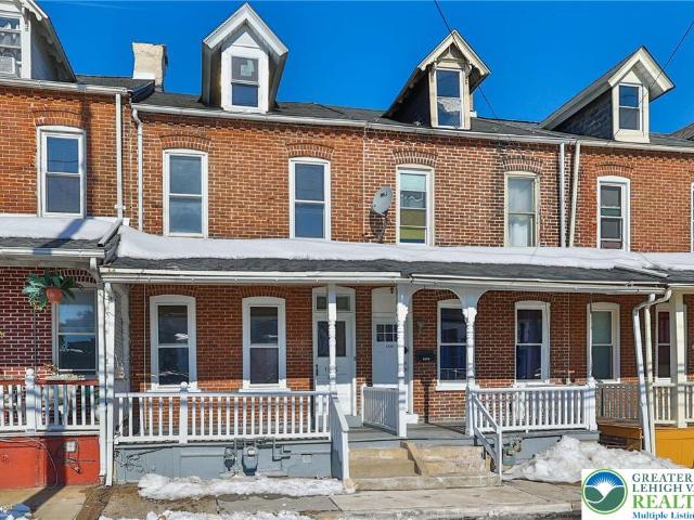 1135 W Court Street