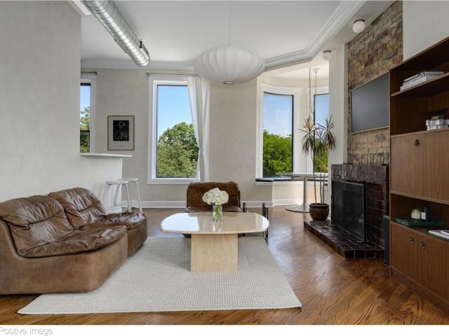 1135 W Webster Avenue # 3