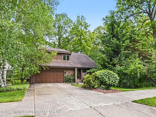 1135 Woodwind Trail