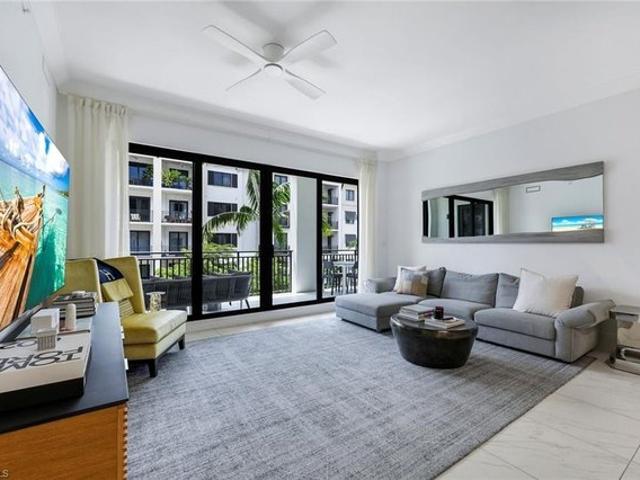 1135 3rd Ave S Unit 303, Naples, FL 34102