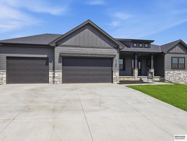 11361 S 185th Ave, Gretna, NE 68028