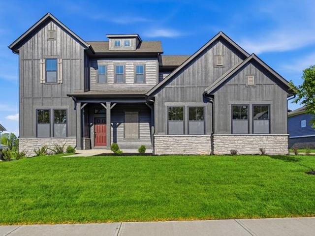 11362 Briargate Dr, Fishers, IN 46040