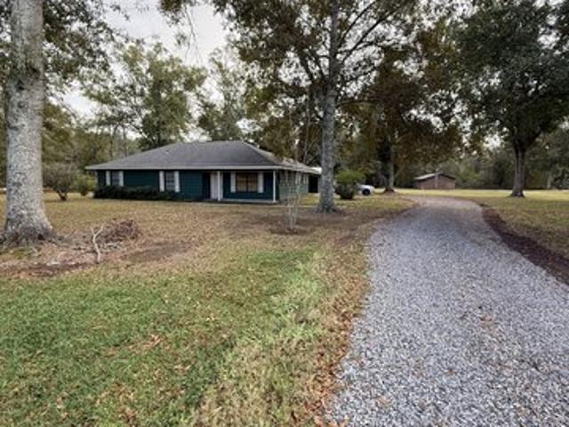 11362 Davis Rd, Hammond, LA 70403