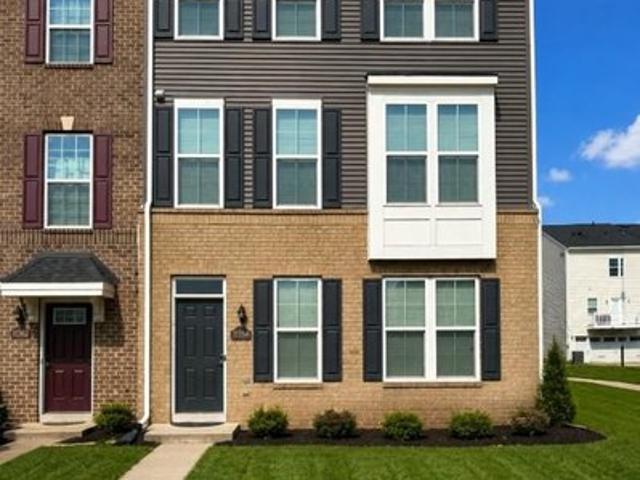 11364 Willow Green Cir, Manassas, VA 20109