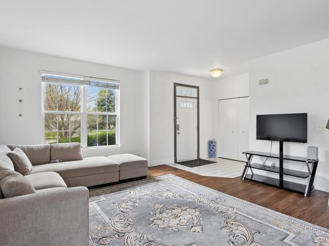 11365 S Marathon Lane