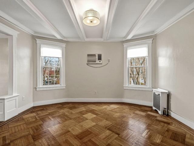 1136 Avenue C # 1