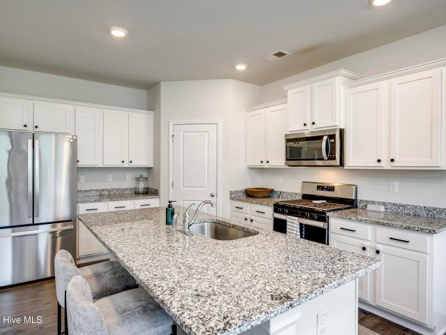 1136 Button Buck Lane