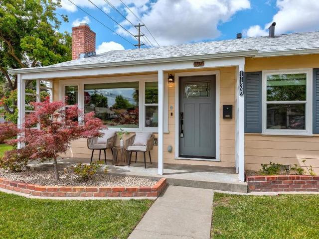 1136 Block Drive