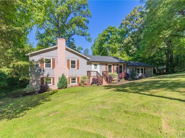 1136 Boulder Road