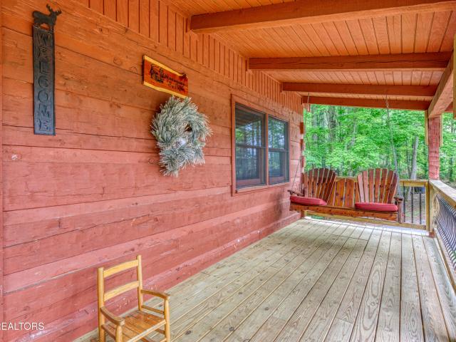 1136 E Foothills Drive