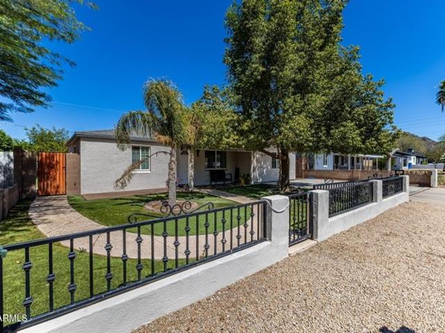 1136 E Sunnyslope Ln, Phoenix, AZ 85020