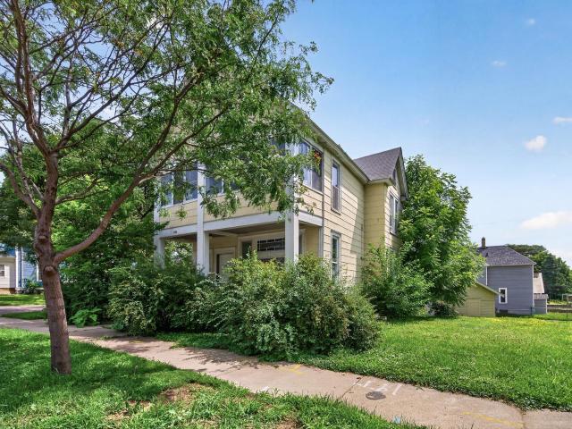 1136 Edgerton Street