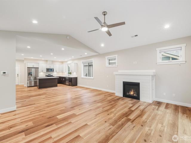 1136 Falcon Court