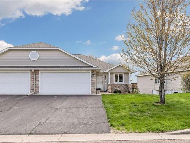 1136 Highpoint Ct Unit 33A, New Richmond, WI 54017